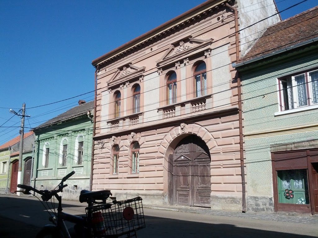 Moon Walking. In Transylvania. - Complete Guide